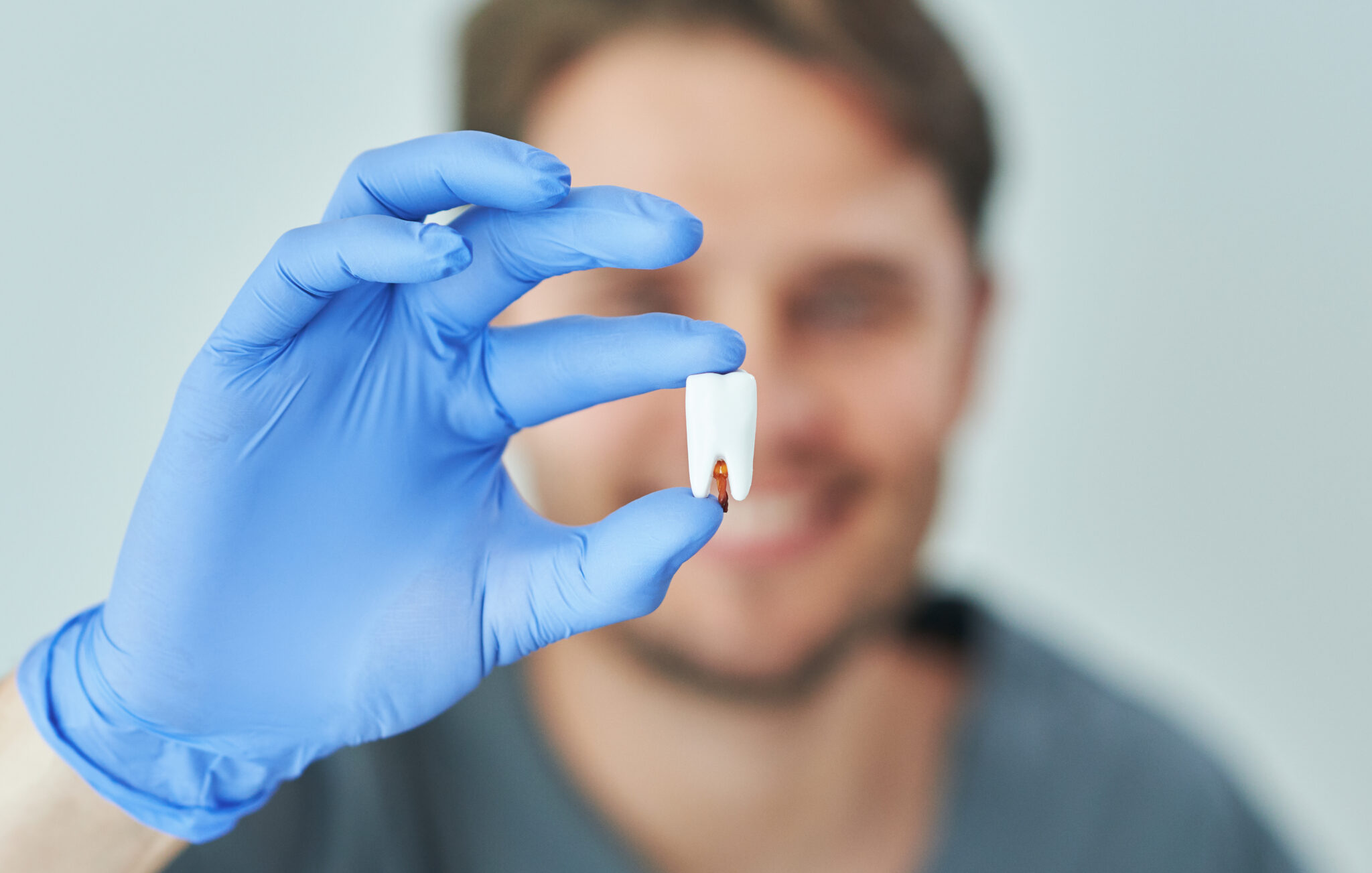 When to Stop Using Gauze After Tooth Extraction: Safe Timing Guide